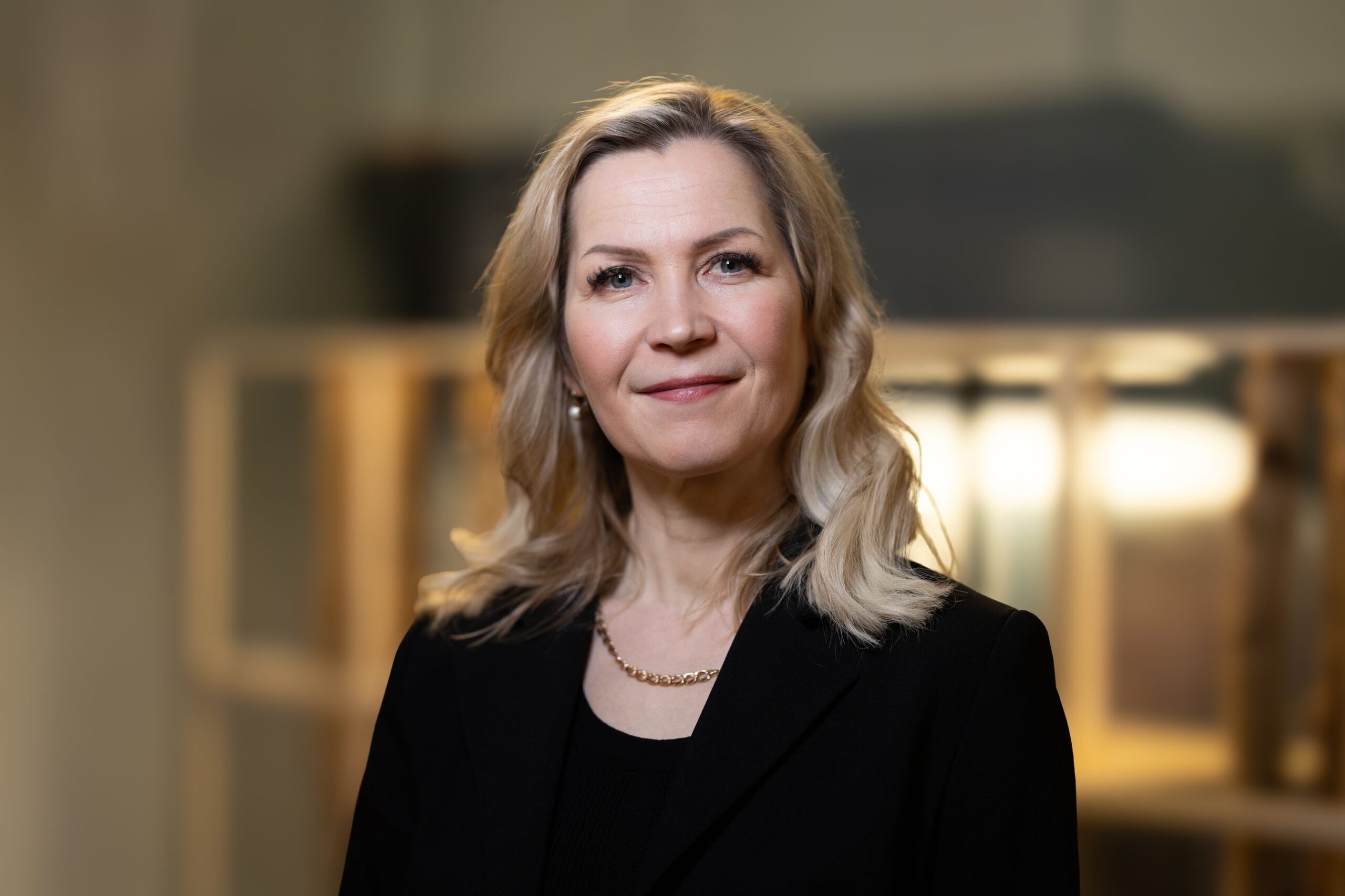 LähiTapiolan uudeksi pääjohtajaksi valittu Sari Heinonen ...